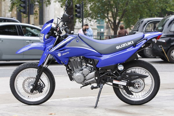 SUZUKI DR125SM (2008-2012) Review | Speed, Specs & Prices
