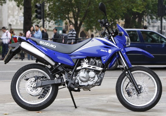 SUZUKI DR125SM (2008-2012) Review | Speed, Specs & Prices