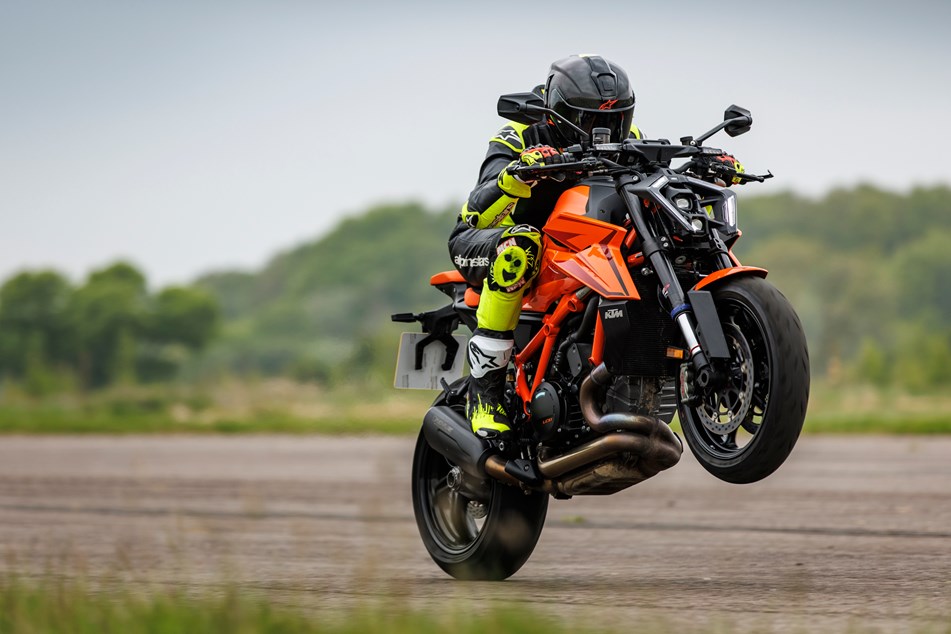 Krämer launch limited-edition track kit for KTM Super Duke