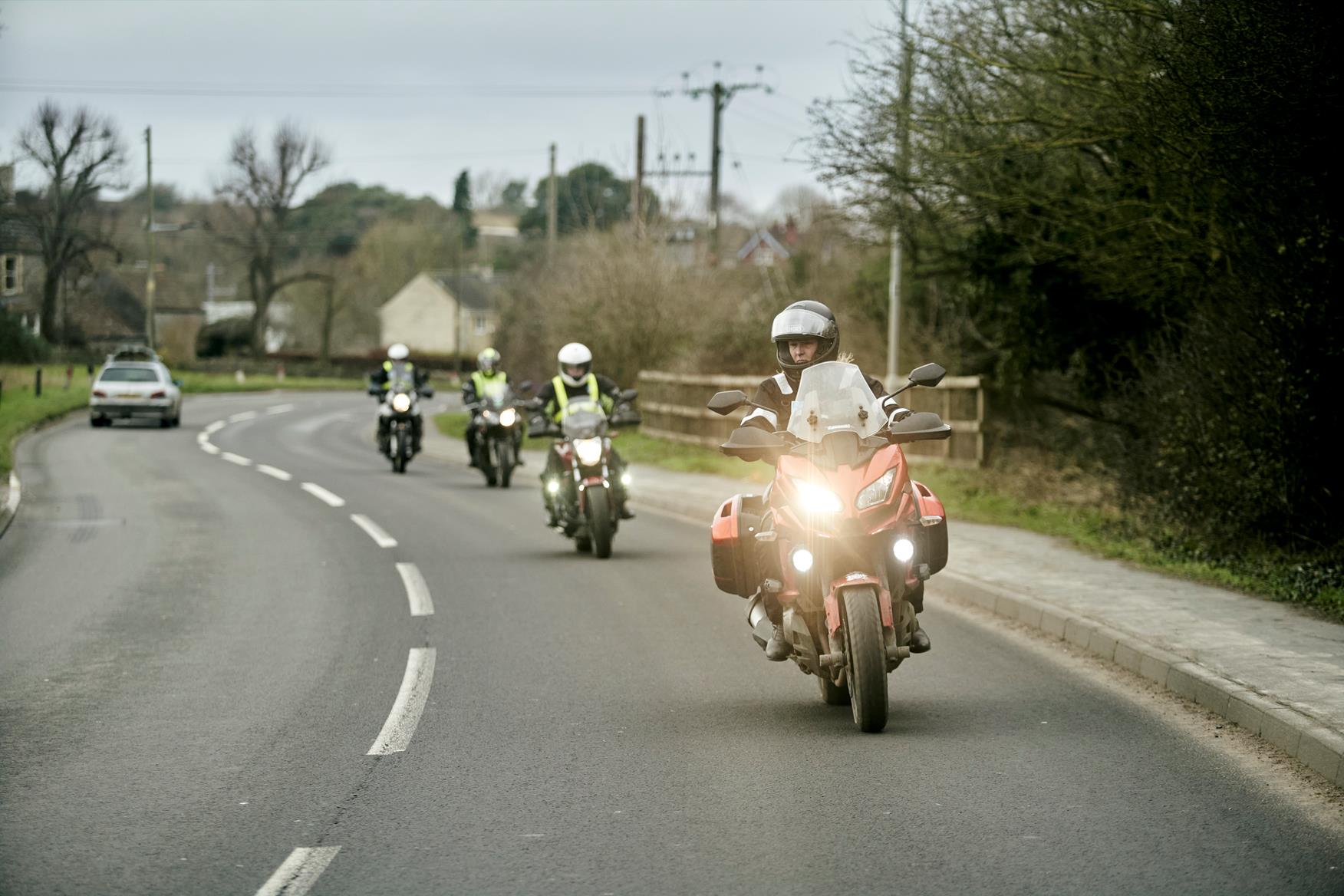 Seven tips for safer riding from IAM RoadSmart