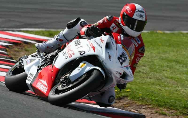 Michael Rutter leaves NW200 Coca Cola Yamaha