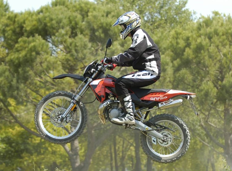 APRILIA RX50 (2006-2012) Review | Speed, Specs & Prices