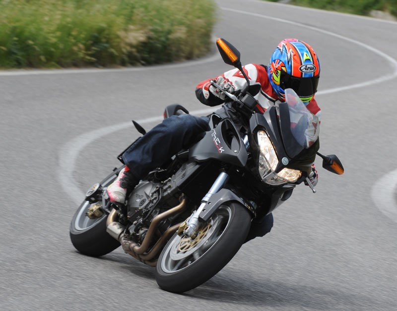 BENELLI TRE K 899 (2009-2014) Review | Specs & Prices