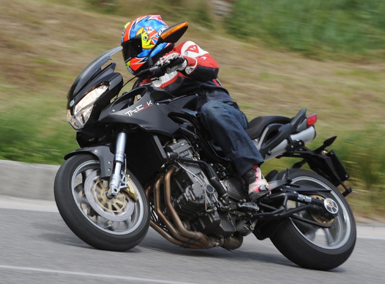 BENELLI TRE K 899 (2009-2014) Review | Specs & Prices