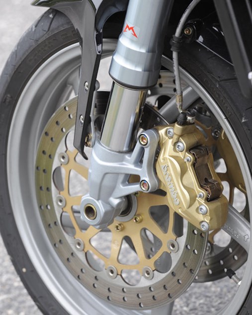 BENELLI TRE K 899 (2009-2014) Review | Specs & Prices