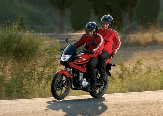 Honda CBF 125 (2009-2015) Review | Speed, Specs & Prices