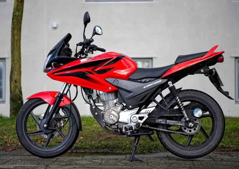 Honda CBF 125 (2009-2015) Review | Speed, Specs & Prices