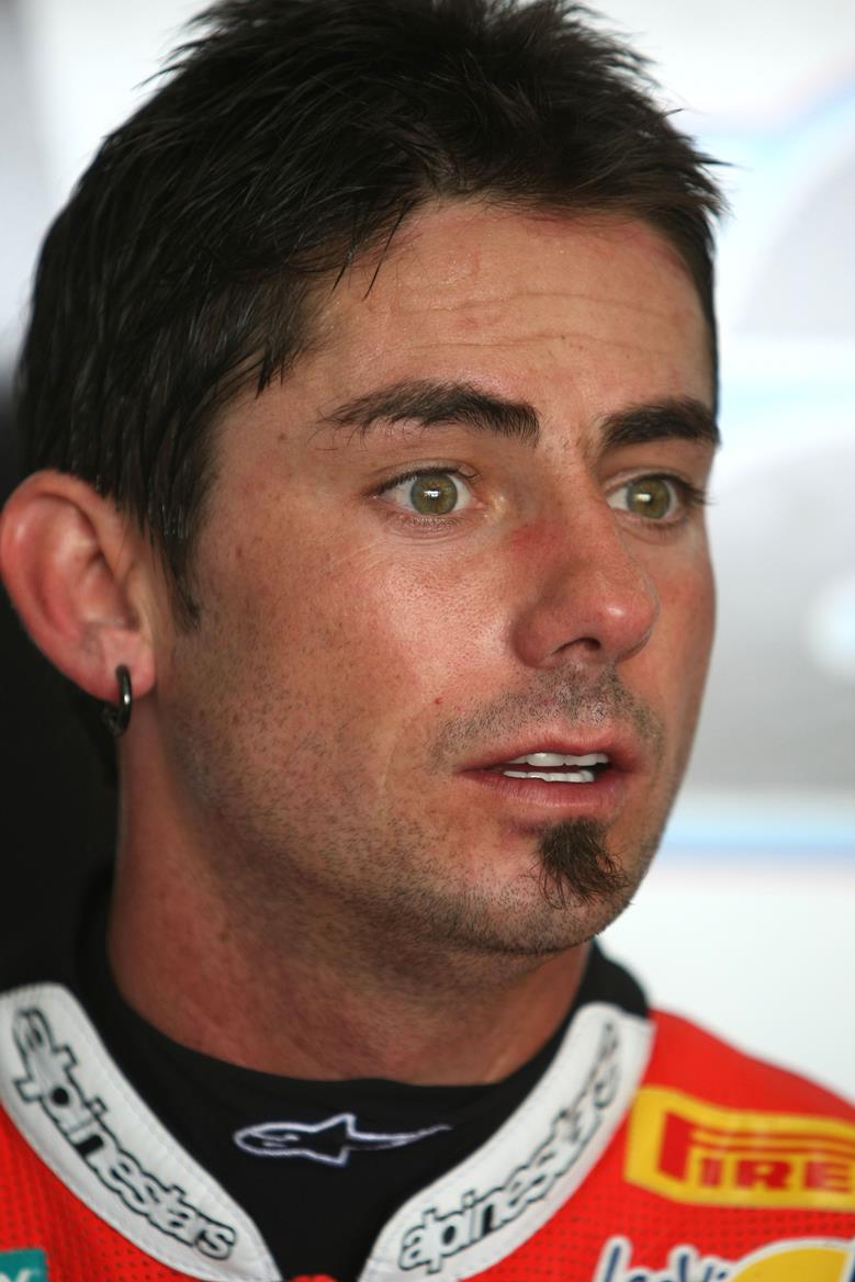 John Hopkins makes Tech 3 Yamaha enquiry