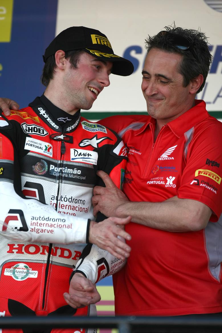 Title still on for Laverty says team boss Buckmaster