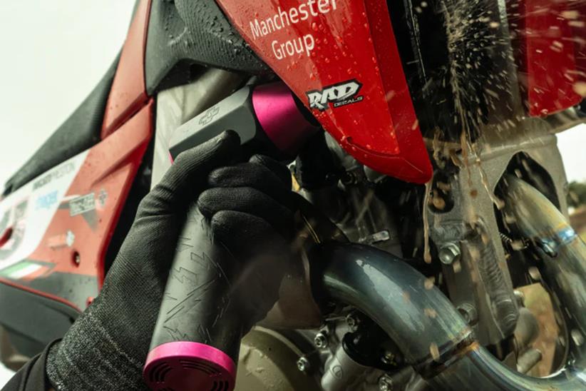 Muc-Off launch It Blows! XL air blaster for motorcycles