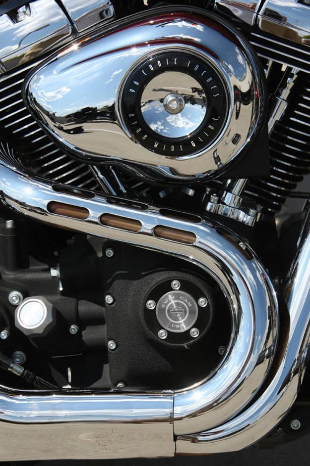 Harley-Davidson Dyna Glide (2010-2013) Motorcycle Review