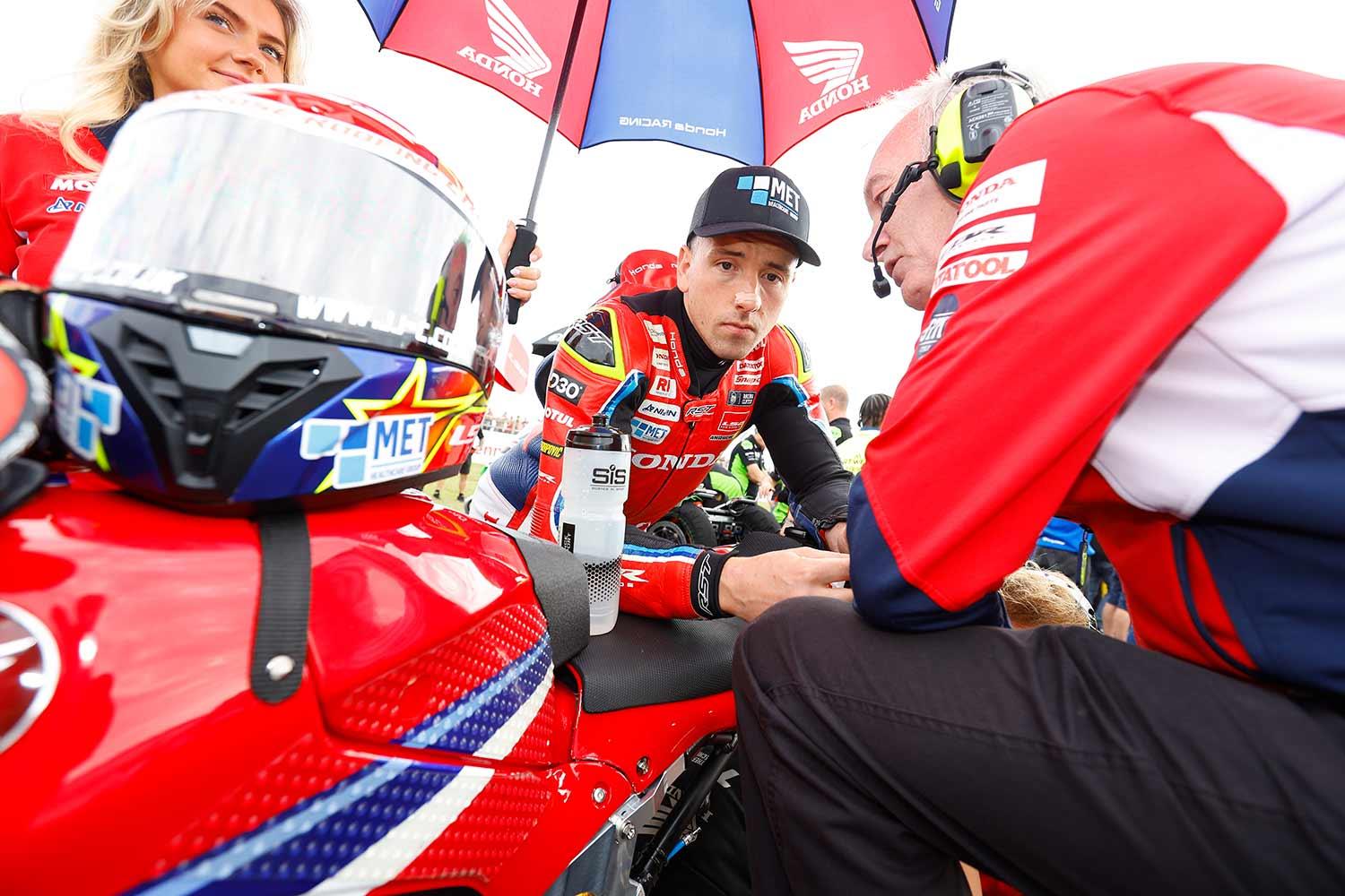 BSB: Dean Harrison steps up at Honda as Andrew Irwin is ruled out for remainder of 2025