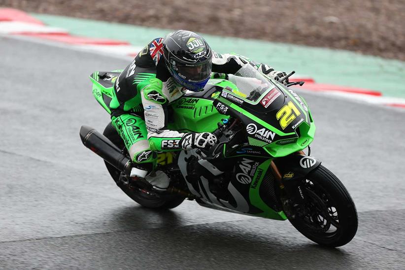 BSB Oulton Park: Leon Haslam masters the wet conditions to top the ...