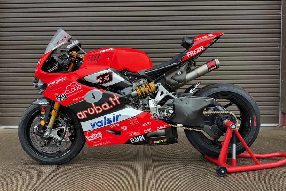 Former race winning Ducati to go under the hammer at NEC