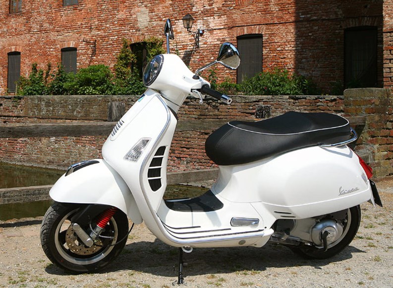Piaggio Vespa GTS 300 (2009-2019) Review and Used Buying Guide
