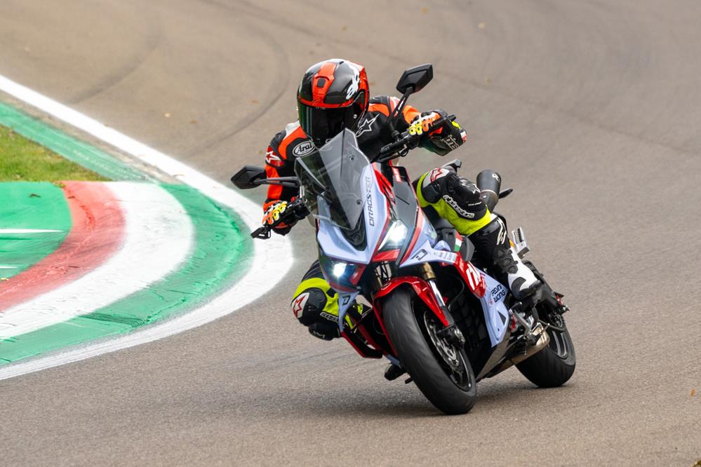 2025-on Italjet Dragster 700 Twin review: Supersport scooter