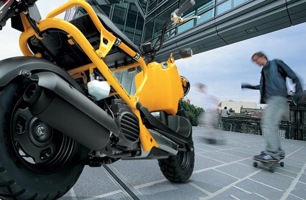 HONDA ZOOMER 50 (2005-2012) Review | Specs & Prices