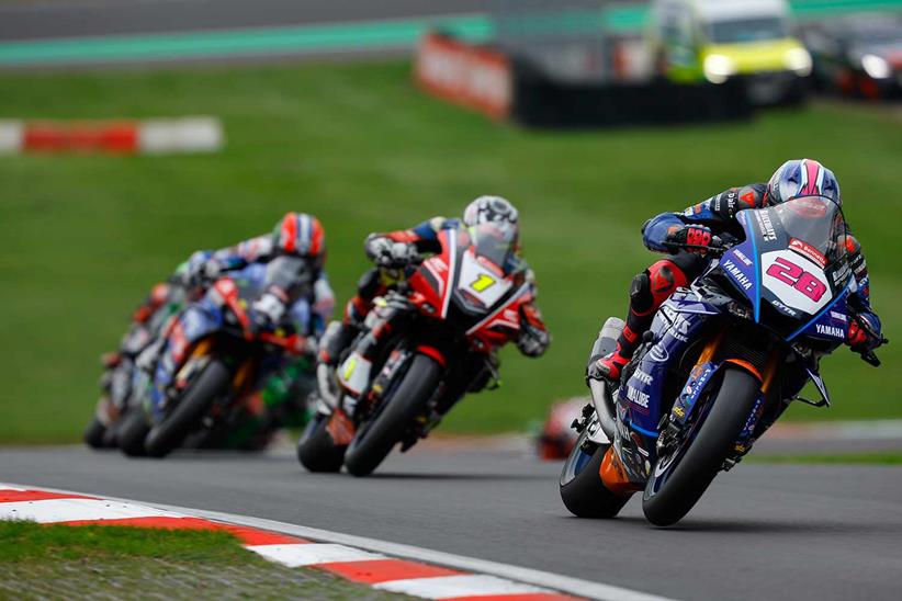 BSB Brands Hatch: Scott Redding wins Race One as Bradley Ray closes the ...
