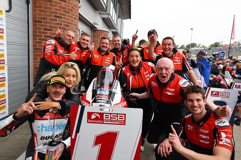 BSB Brands Hatch: Scott Redding wins Race One as Bradley Ray closes the ...