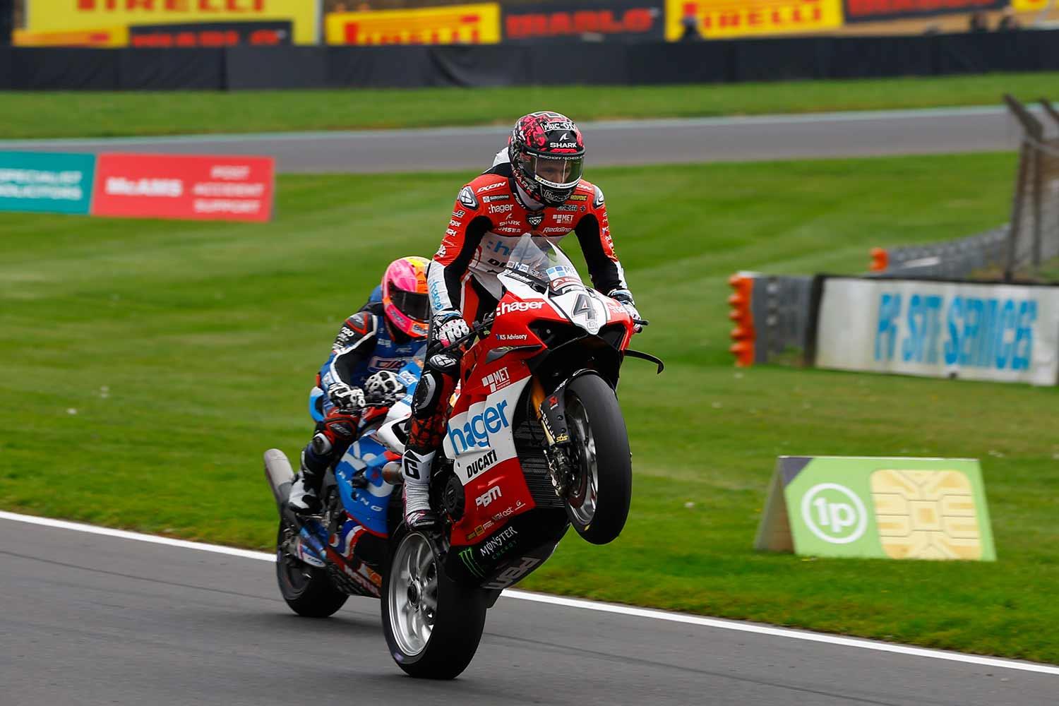 BSB Brands Hatch: Scott Redding doubles up as Kyle Ryde edges closer to ...