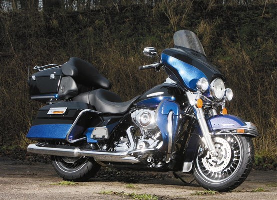 HARLEY-DAVIDSON ELECTRA GLIDE ULTRA CLASSIC (2010-on) Review