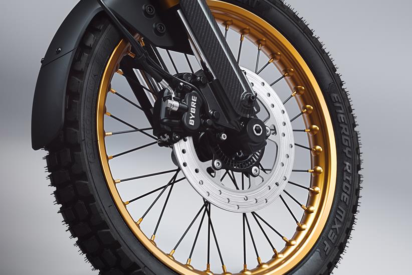 Royal Enfield Flying Flea S6 scrambler model unveiled
