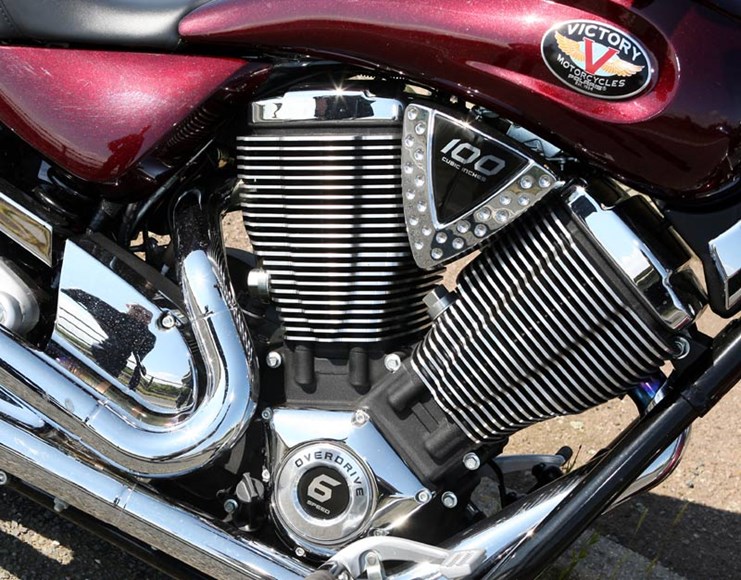 VICTORY VEGAS (2003-on) Review | Speed, Specs & Prices