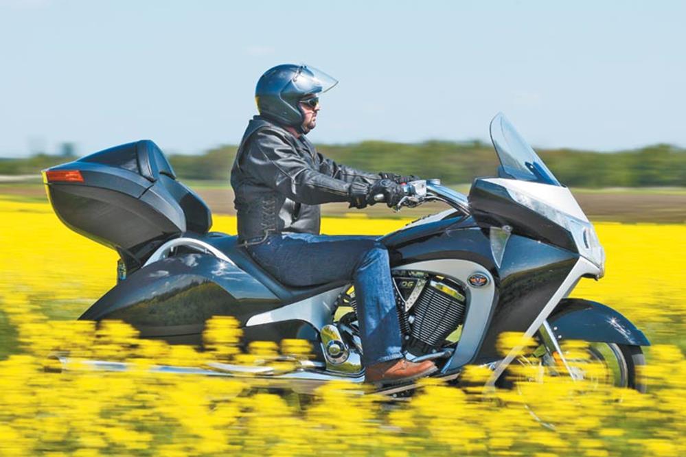 VICTORY VISION TOUR (2008-on) Review | Specs & Prices