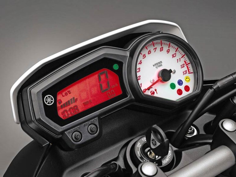 YAMAHA FZ8 (2010-on) Review | Owner & Expert Ratings