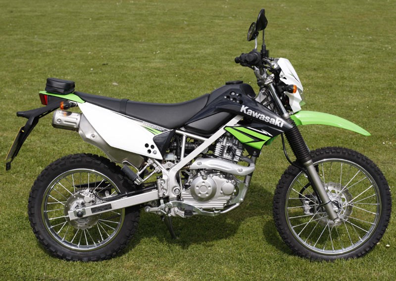 KAWASAKI KLX125 (2010-on) Review | Speed, Specs & Prices