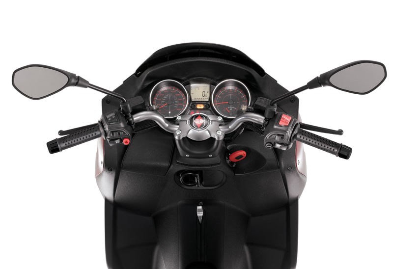 GILERA FUOCO (2007-on) Review | Speed, Specs & Prices