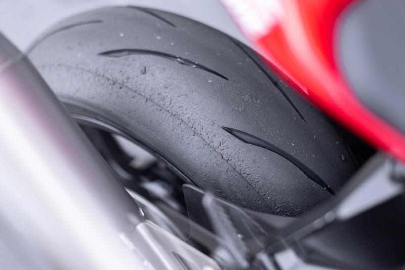 Bridgestone Battlax RS12 expert tyre review