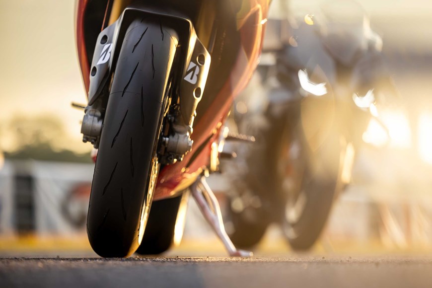 Bridgestone Battlax RS12 expert tyre review