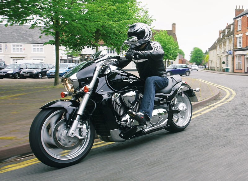 SUZUKI M1800R INTRUDER (2006-on) Review, Specs & Prices