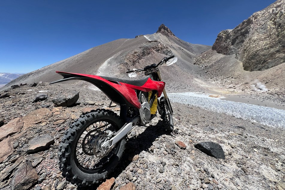 Stark Varg EX enduro bike sets new altitude riding record