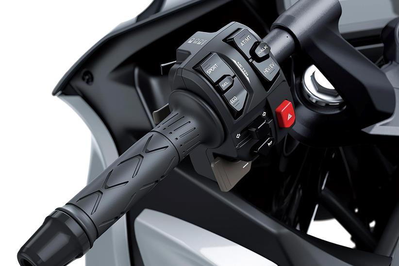 Kawasaki's blueprints reveal an all new hybrid maxi scooter