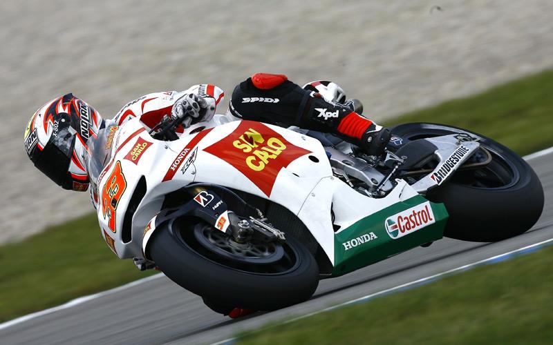 Assen MotoGP: Marco Melandri dislocates left shoulder
