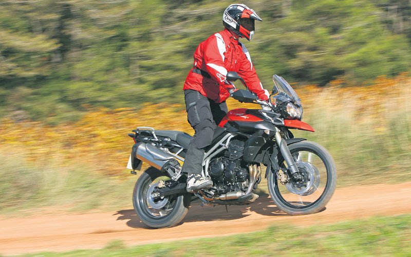TRIUMPH TIGER 800 XC (2010-2014) Review, Specs & Prices
