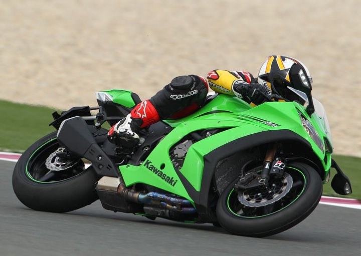KAWASAKI ZX-10R (2011-2015) Review | Specs & Prices