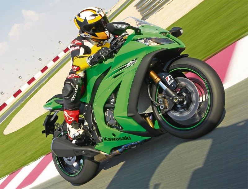 KAWASAKI ZX-10R (2011-2015) Review | Specs & Prices