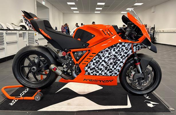 Krämer kit transforms KTM Super Duke Rs into superbikes