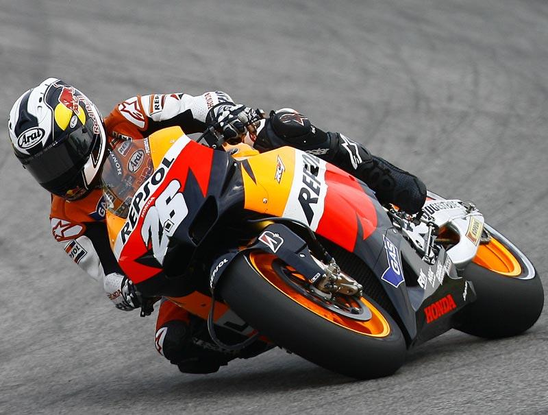 Aragon MotoGP: Dani Pedrosa continues golden run