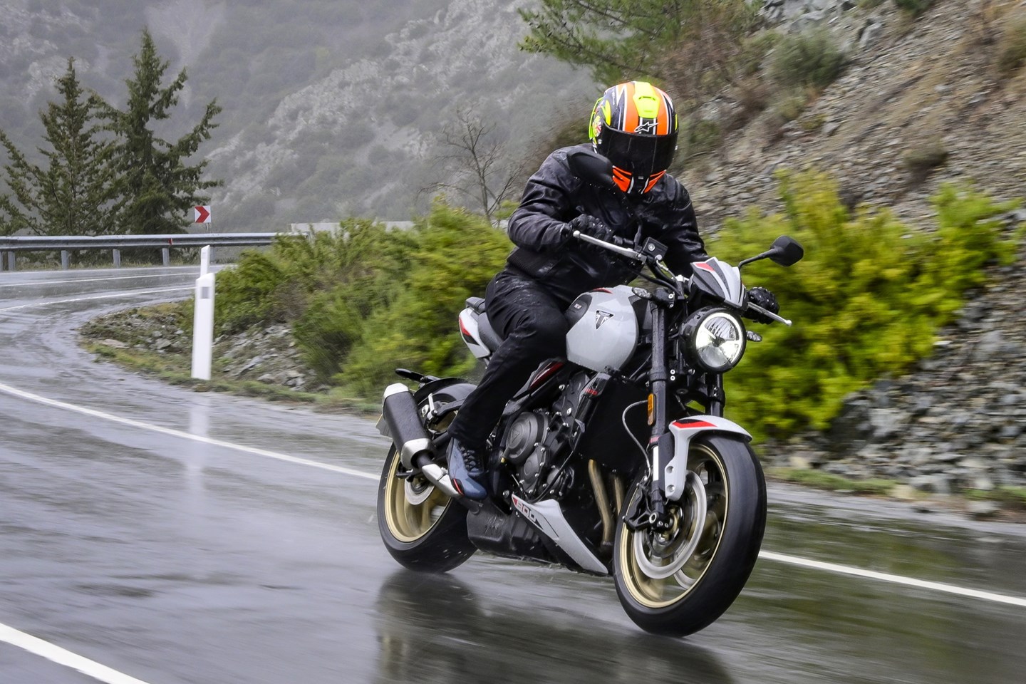 2026-on Triumph Trident 800 review: Friendly with extra fizz