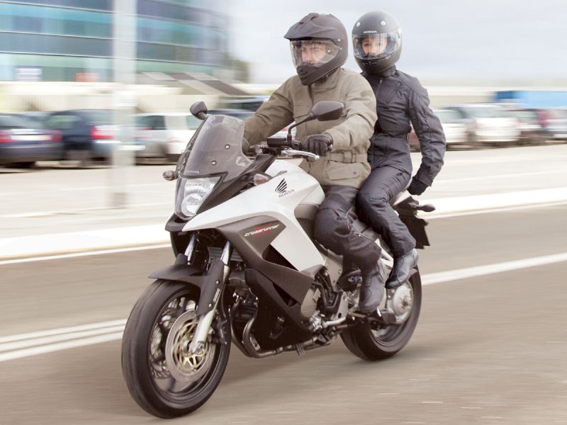 HONDA CROSSRUNNER 800 (2011-2014) Motorcycle Review