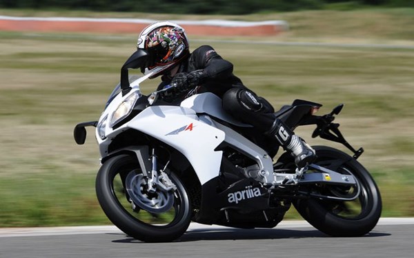 Aprilia RS4 125 (2011-2016) Review | Speed, Specs & Prices