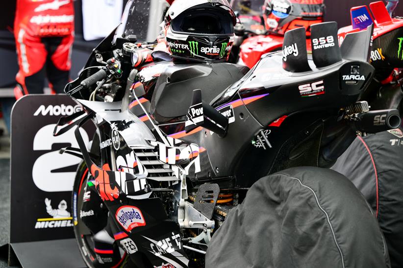 Aprilia consider additional wings for behind a rider's legs