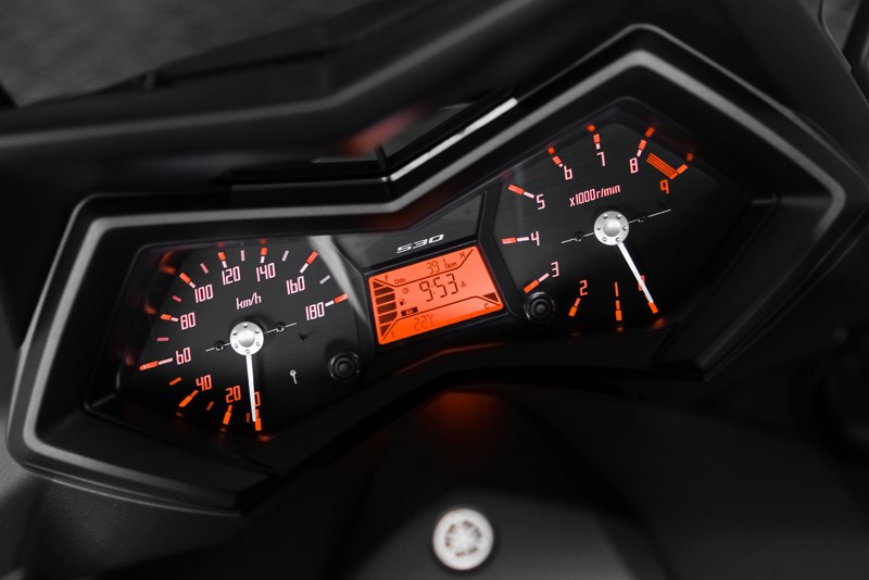 YAMAHA TMAX 500 (2012-2019) Review | Speed, Specs & Prices