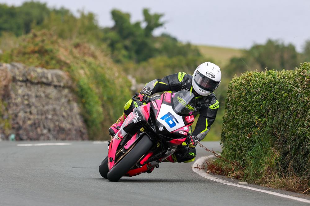 Roads: Caomhan Canny to make Isle of Man TT debut with Scott Racing