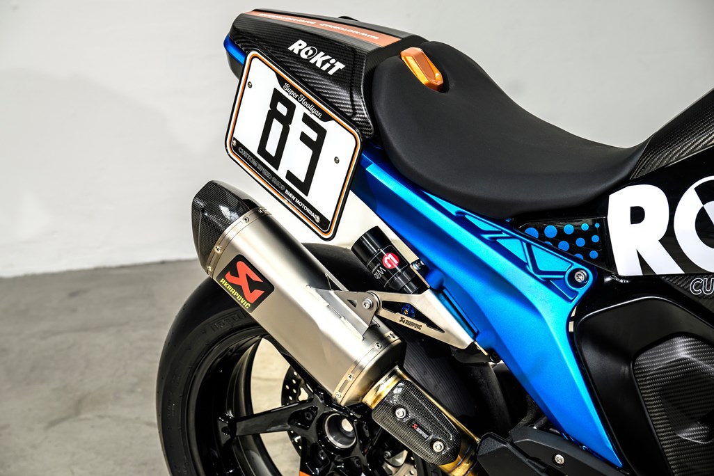 BMW R1300R race bike turns heads at the Daytona 200