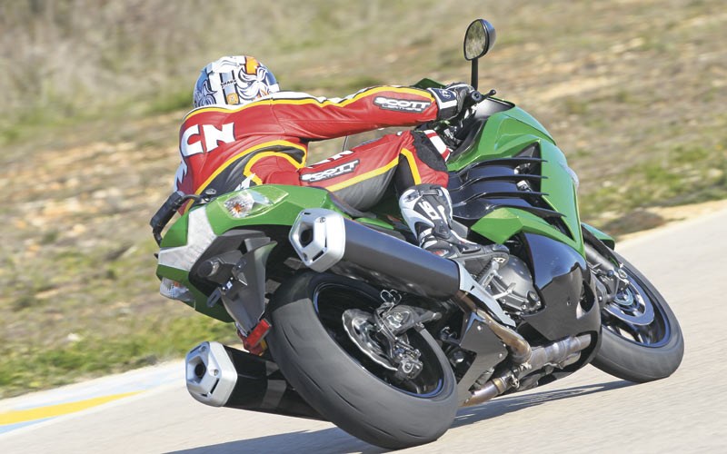 KAWASAKI ZZR1400 (2012 - 2020) Review